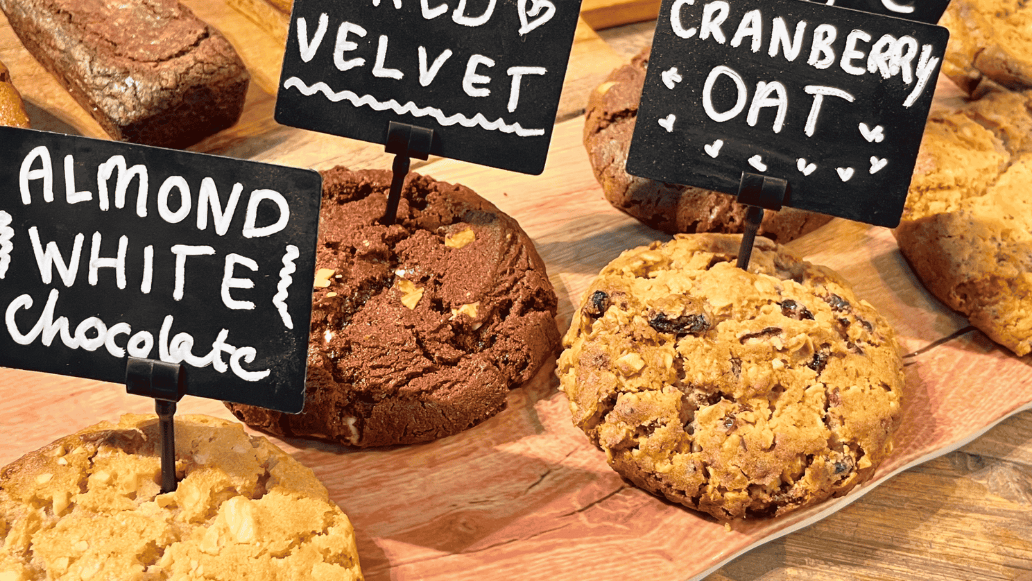 Nieuw: cookie dough pucks | Van Strien - Banketbakkers